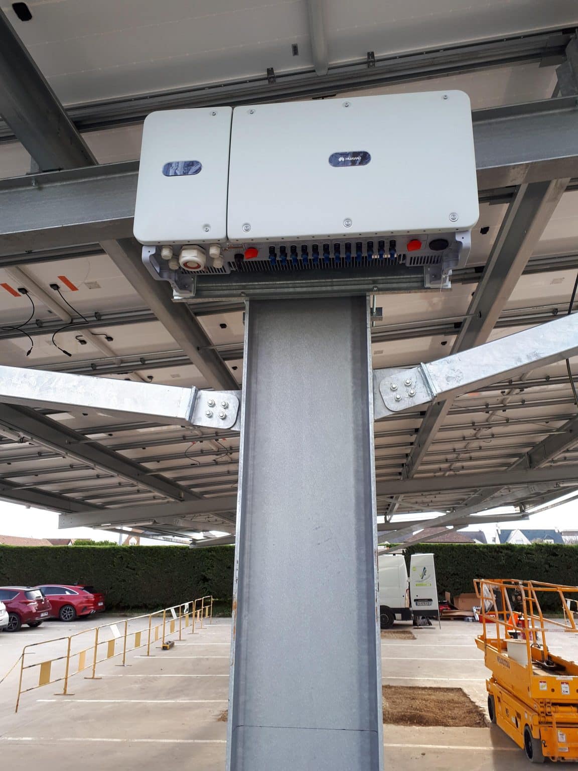 Ombrières Photovoltaïques : Fonctionnement, installation et ...